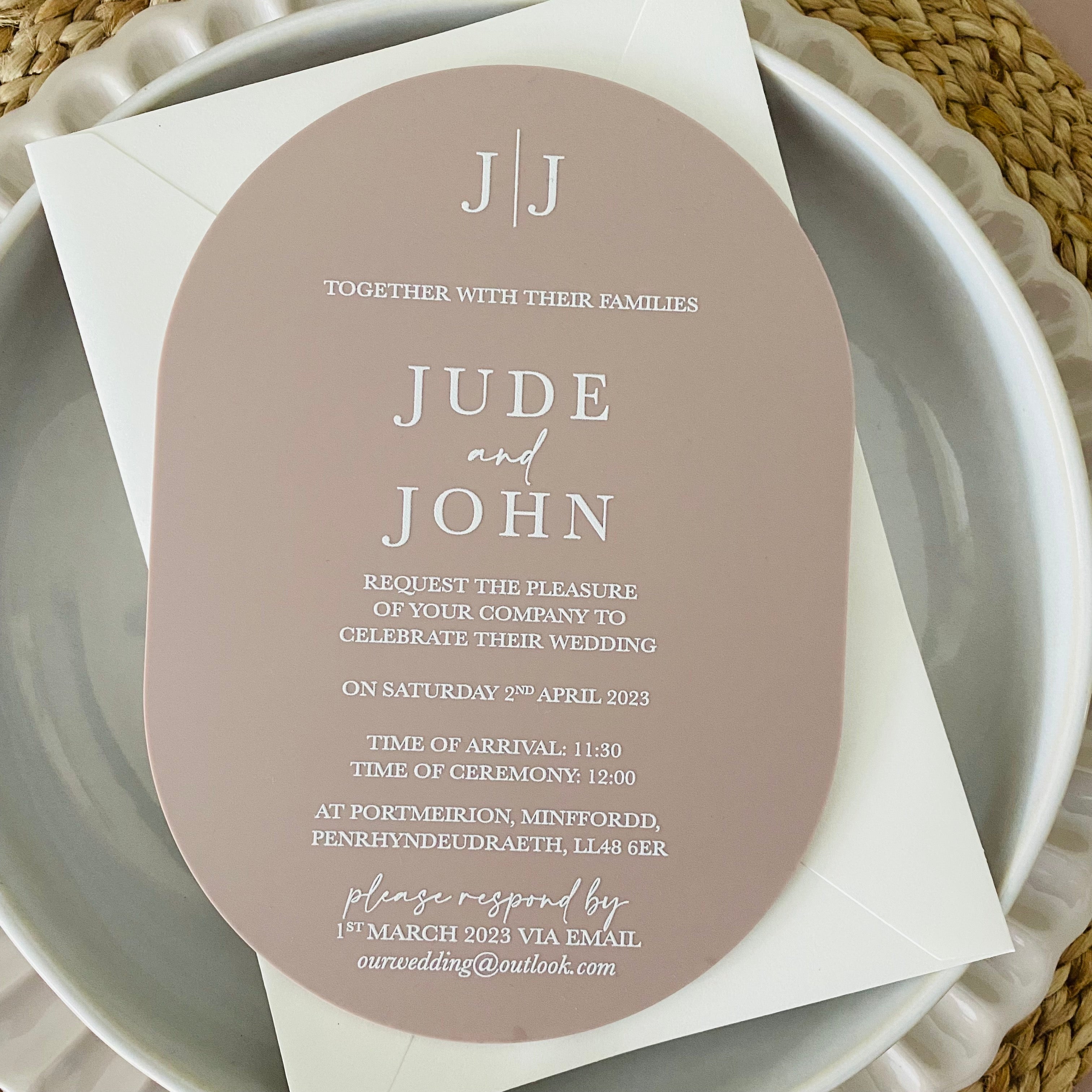 Oval Acrylic Wedding Invitation with Envelope – Say it with Print